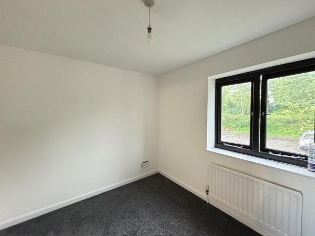 2 bedroom semi detached house to rent