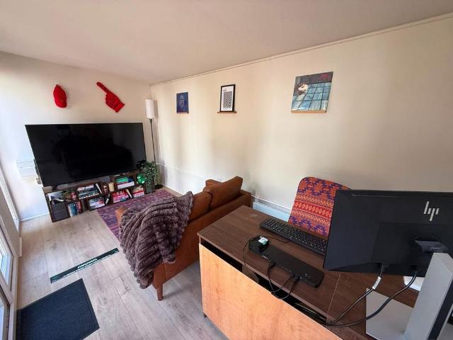 2 bedroom semi detached house to rent