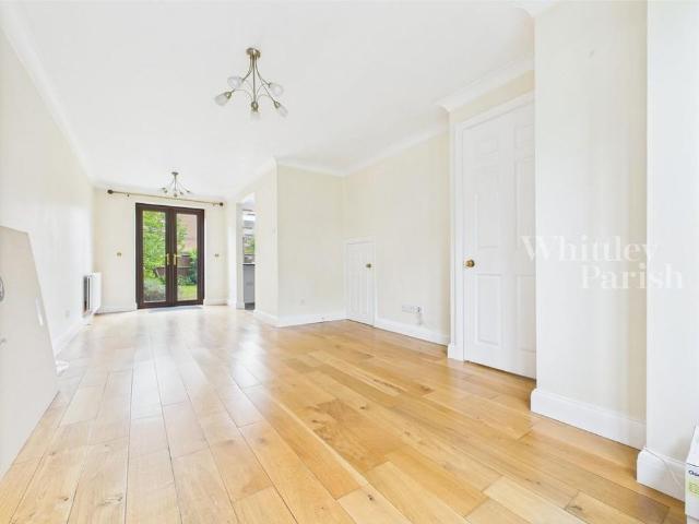 2 bedroom semi detached house to rent