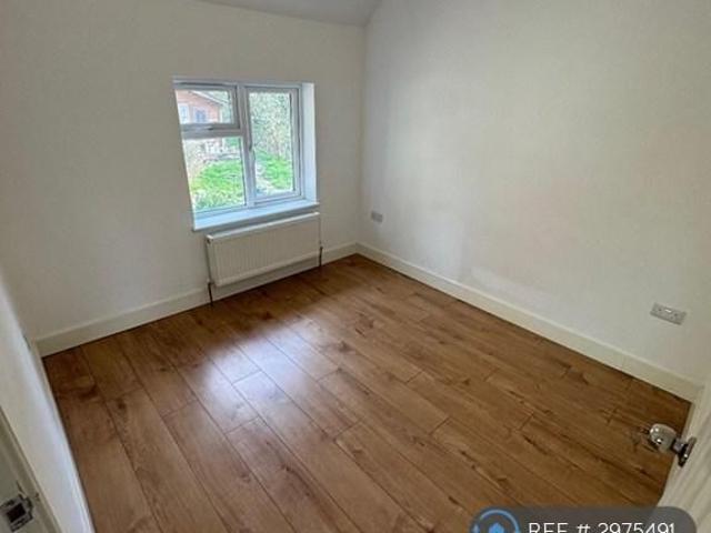 2 bedroom semi detached house to rent