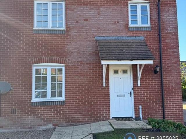 2 bedroom semi detached house to rent