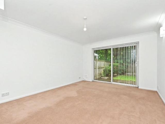 2 bedroom semi detached house to rent