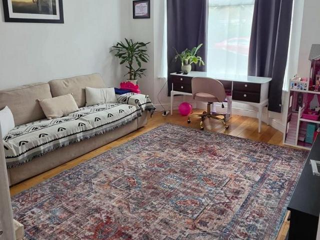 2 bedroom semi detached house to rent