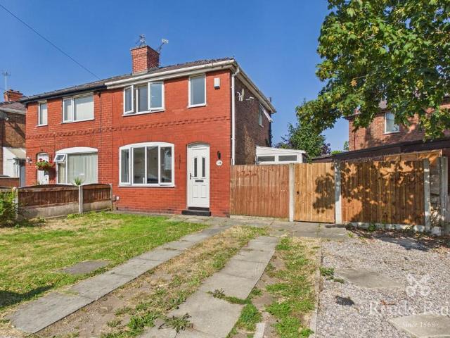 2 bedroom semi detached house to rent