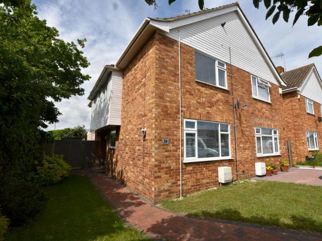 2 bedroom semi detached house to rent
