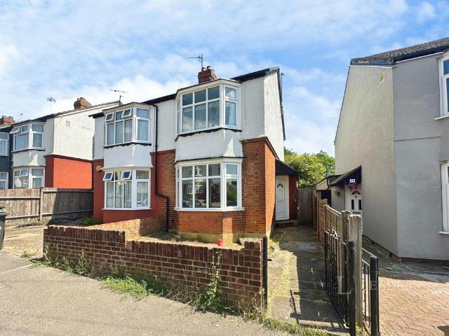 2 bedroom semi detached house to rent
