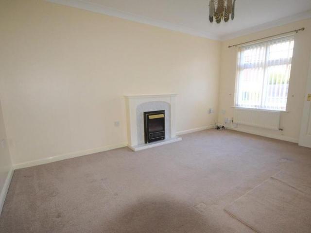 2 bedroom semi detached house to rent