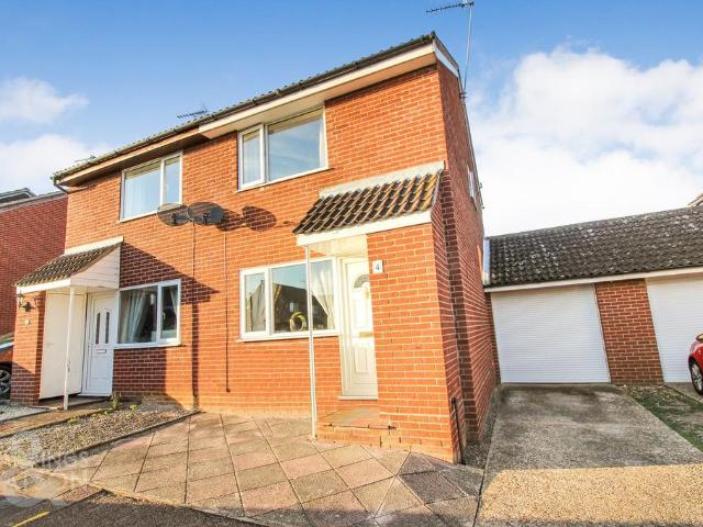 2 bedroom semi detached house to rent
