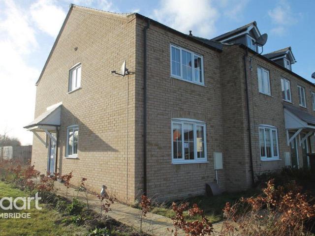 2 bedroom semi detached house to rent