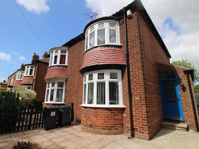 2 bedroom semi detached house to rent