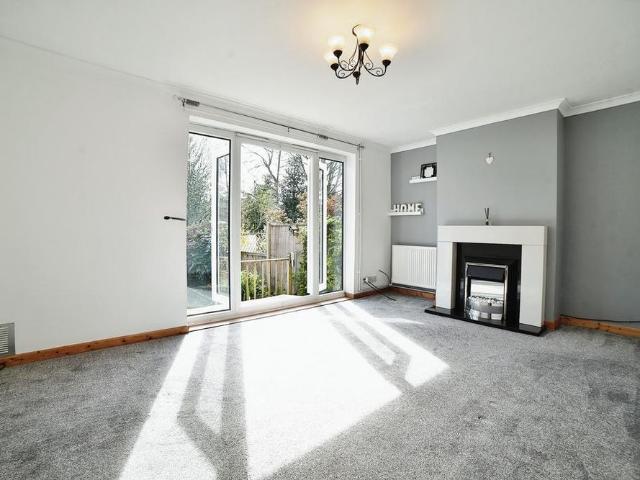 2 bedroom semi detached house to rent