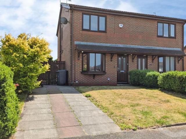 2 bedroom semi detached house to rent