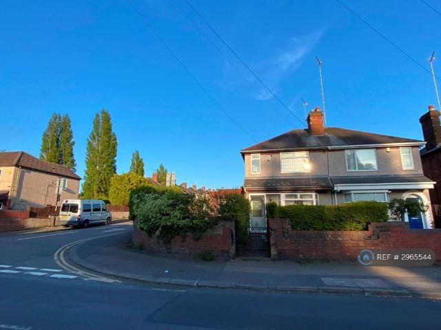 2 bedroom semi detached house to rent