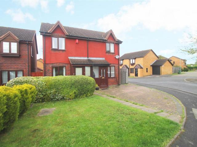 2 bedroom semi detached house to rent