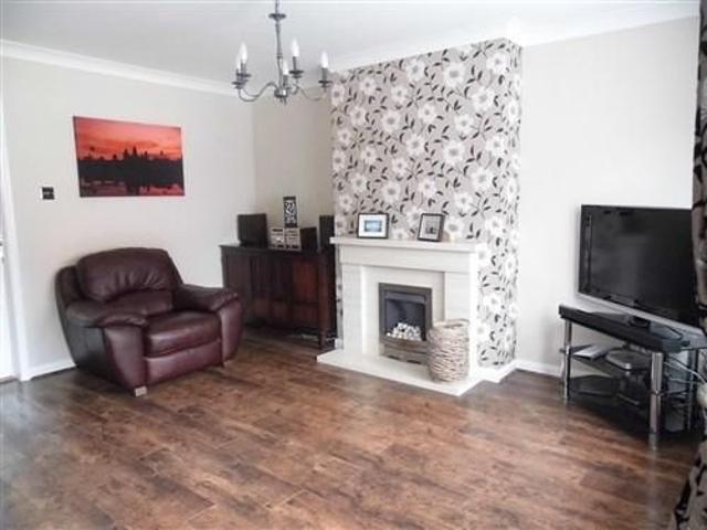 2 bedroom semi detached house to rent