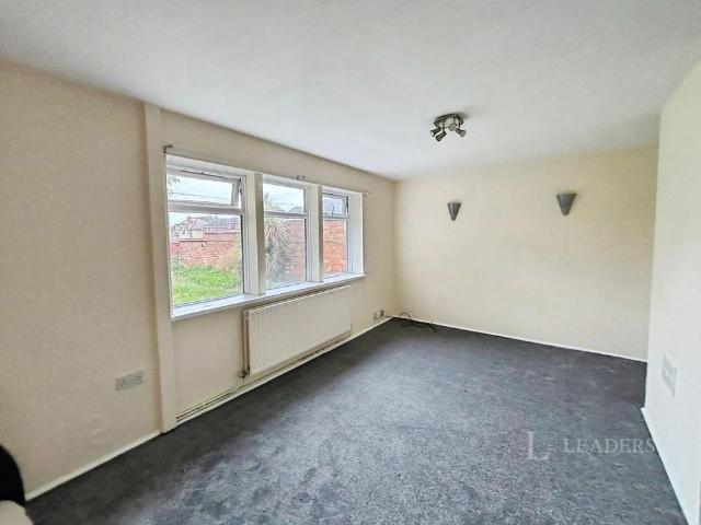 2 bedroom semi detached house to rent