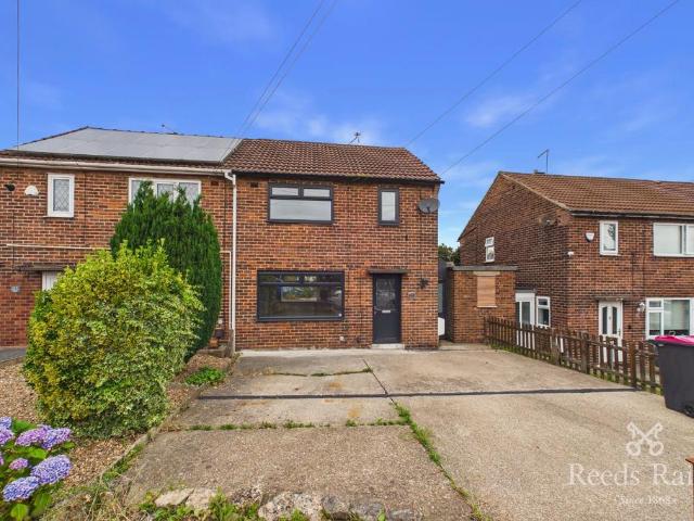 2 bedroom semi detached house to rent