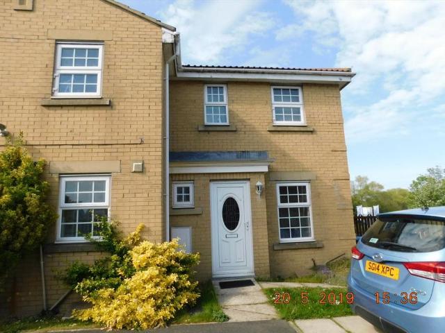 2 bedroom semi detached house to rent