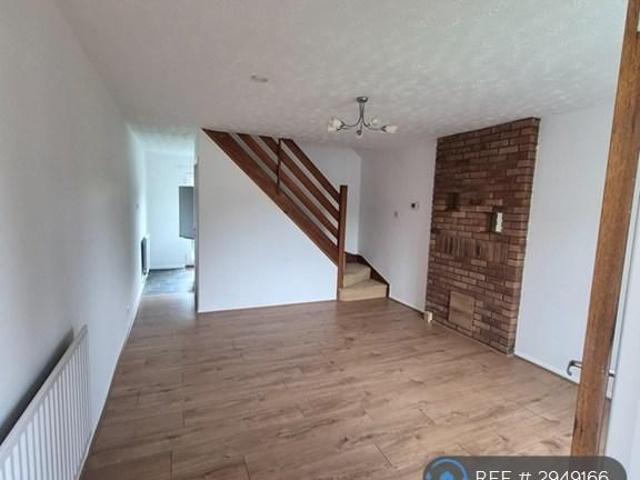2 bedroom semi detached house to rent