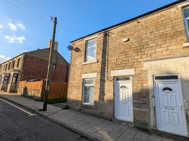 2 bedroom semi detached house to rent