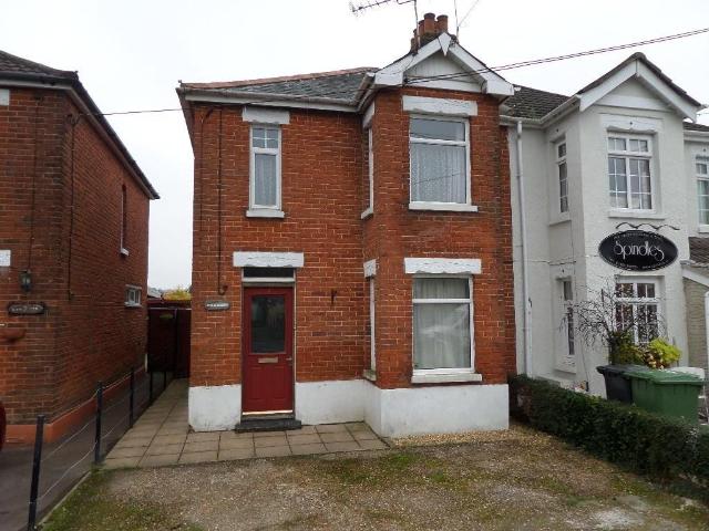 2 bedroom semi detached house to rent