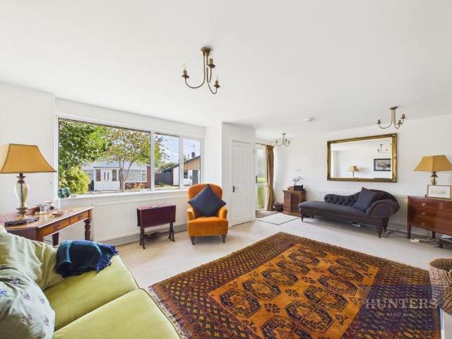 2 bedroom semi detached house to rent