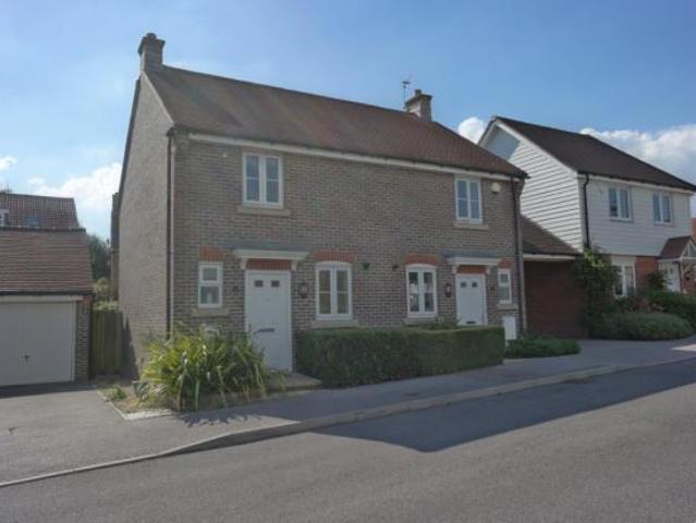 2 bedroom semi detached house to rent