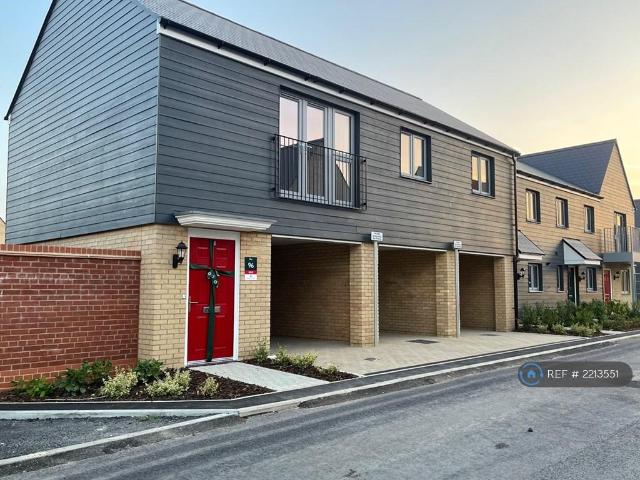 2 bedroom semi detached house to rent