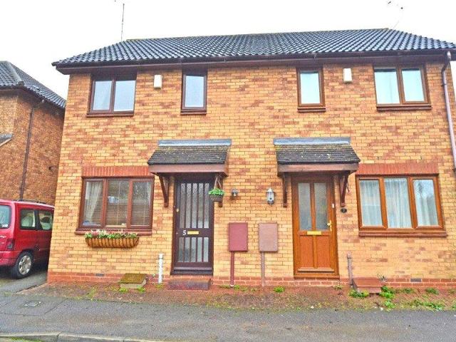 2 bedroom semi detached house to rent