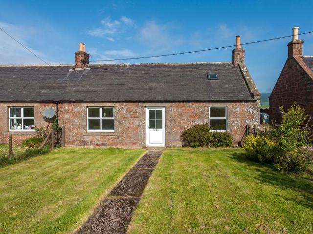 2 bedroom semi detached house to rent