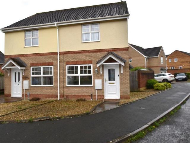 2 bedroom semi detached house to rent
