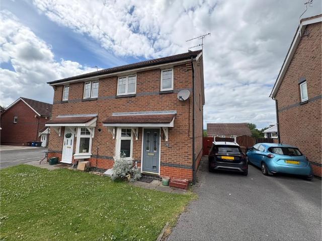 2 bedroom semi detached house to rent