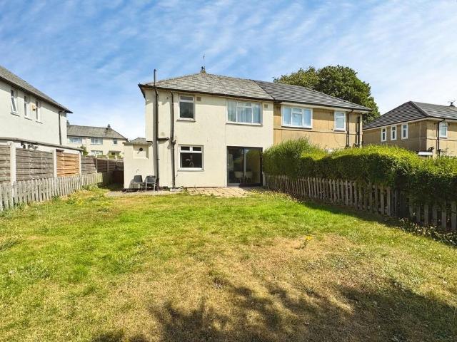 2 bedroom semi detached house to rent