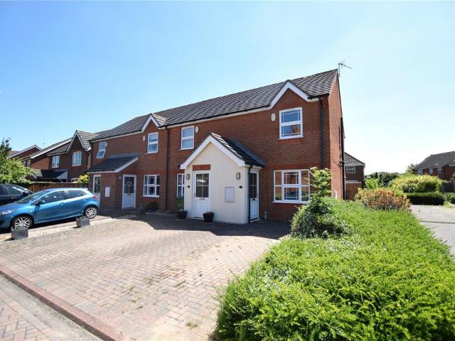 2 bedroom semi detached house to rent