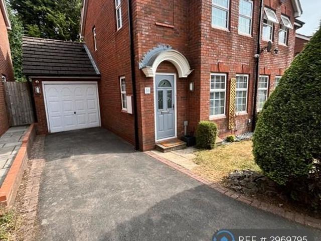 2 bedroom semi detached house to rent