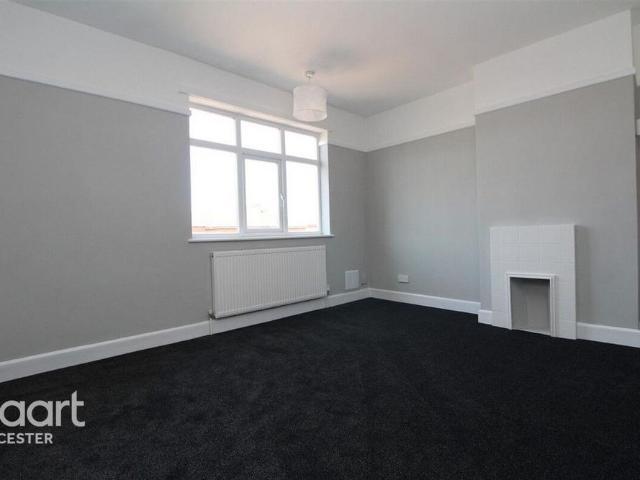 2 bedroom semi detached house to rent
