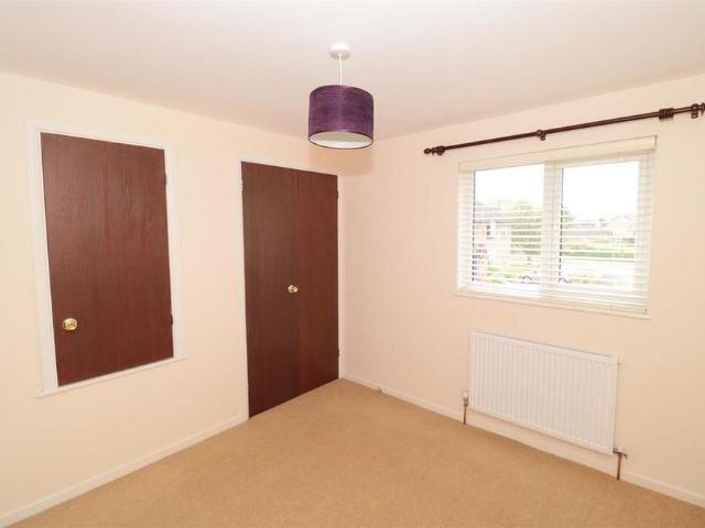 2 bedroom semi detached house to rent