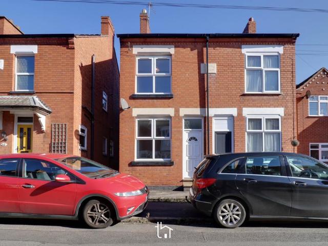 2 bedroom semi detached house to rent