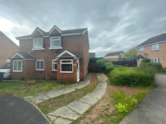 2 bedroom semi detached house to rent
