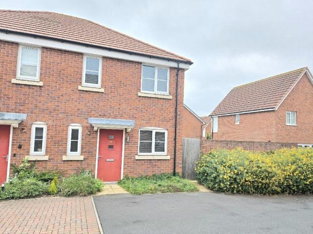 2 bedroom semi detached house to rent