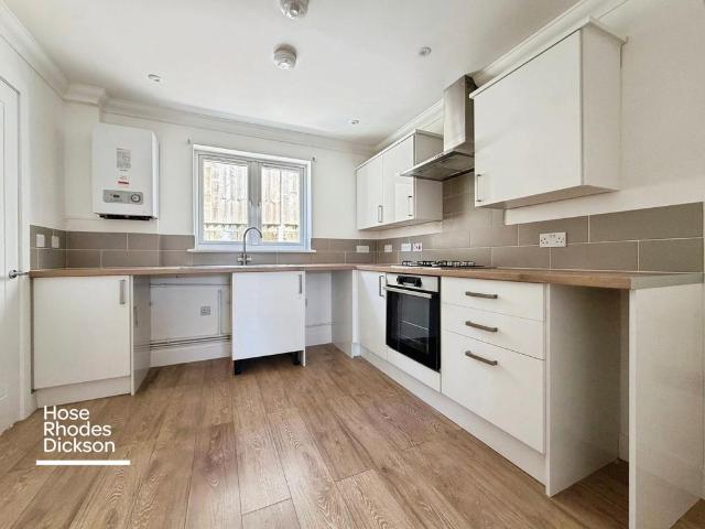 2 bedroom semi detached house to rent