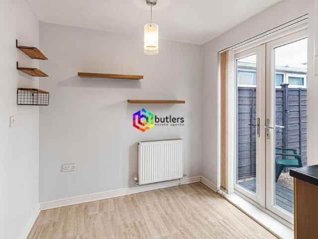 2 bedroom semi detached house to rent