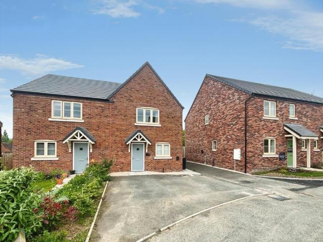 2 bedroom semi detached house to rent