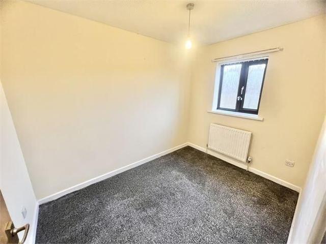 2 bedroom semi detached house to rent