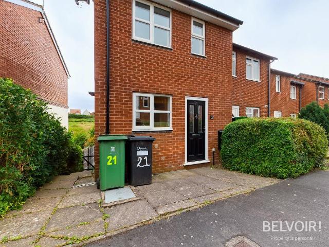 2 bedroom semi detached house to rent