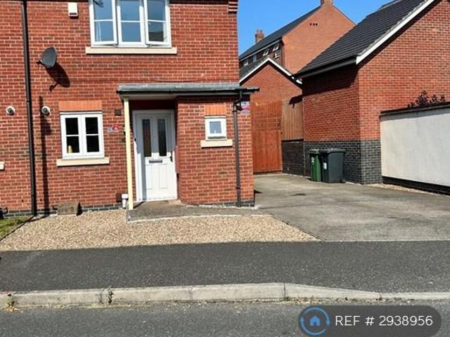 2 bedroom semi detached house to rent