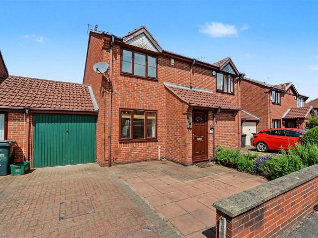 2 bedroom semi detached house to rent