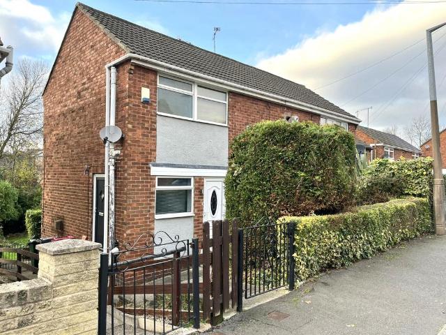 2 bedroom semi detached house to rent