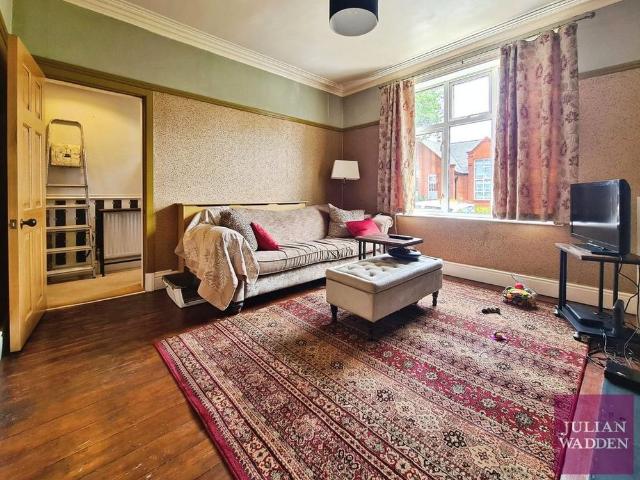 2 bedroom semi detached house to rent