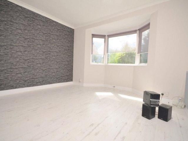 2 bedroom semi detached house to rent